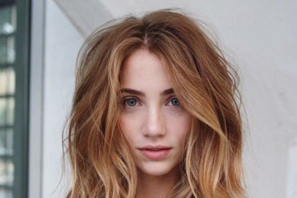 ¿Quién es Jeffrey Rudd? Conozca al padre de Emily Rudd | Familia y wiki