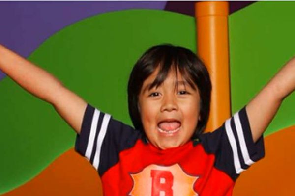 A Look At Ryan Kaji Place Of Residence And His Parents - Biografía ...