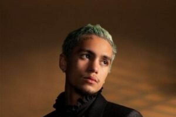 All About Dominic Fike | Age, Patrimonio, Relationship, Career ...