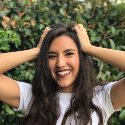 Chantel Houston - Biografía, Patrimonio, Edad, Peso, Altura, Relaciones