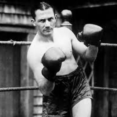 Don Familton - Biografía, Patrimonio, Edad, Peso, Altura, Relaciones