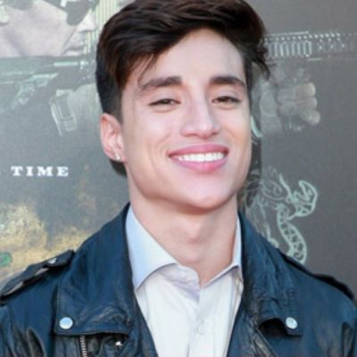 Elijah Rodriguez - Biografía, Patrimonio, Edad, Peso, Altura, Relaciones