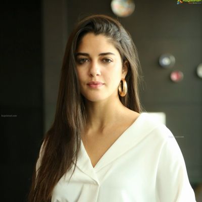 Izabelle Leite | Bio, Age, Patrimonio, Relationship, Career - Biografía ...