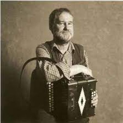 Jackie Daly - Biografía, Patrimonio, Edad, Peso, Altura, Relaciones