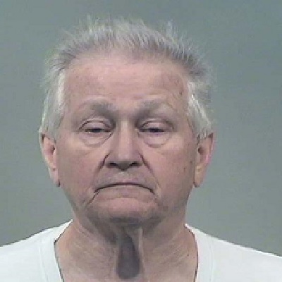 James Pierce - Biografía, Patrimonio, Edad, Peso, Altura, Relaciones