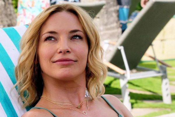 Perdita Weeks- Everything About Her - Biografía, Patrimonio, Edad, Peso ...