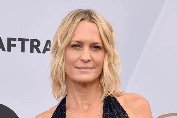 Robin Wright Reveals The True Motive Behind Her Recent Reunion With Ex ...