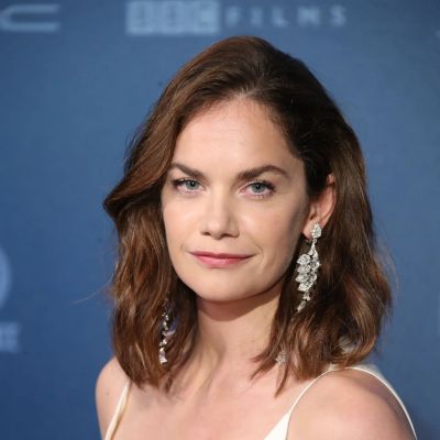Ruth Wilson - Biografía, Patrimonio, Edad, Peso, Altura, Relaciones