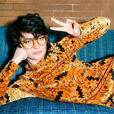 Sarah Squirm Sherman - Biografía, Patrimonio, Edad, Peso, Altura ...